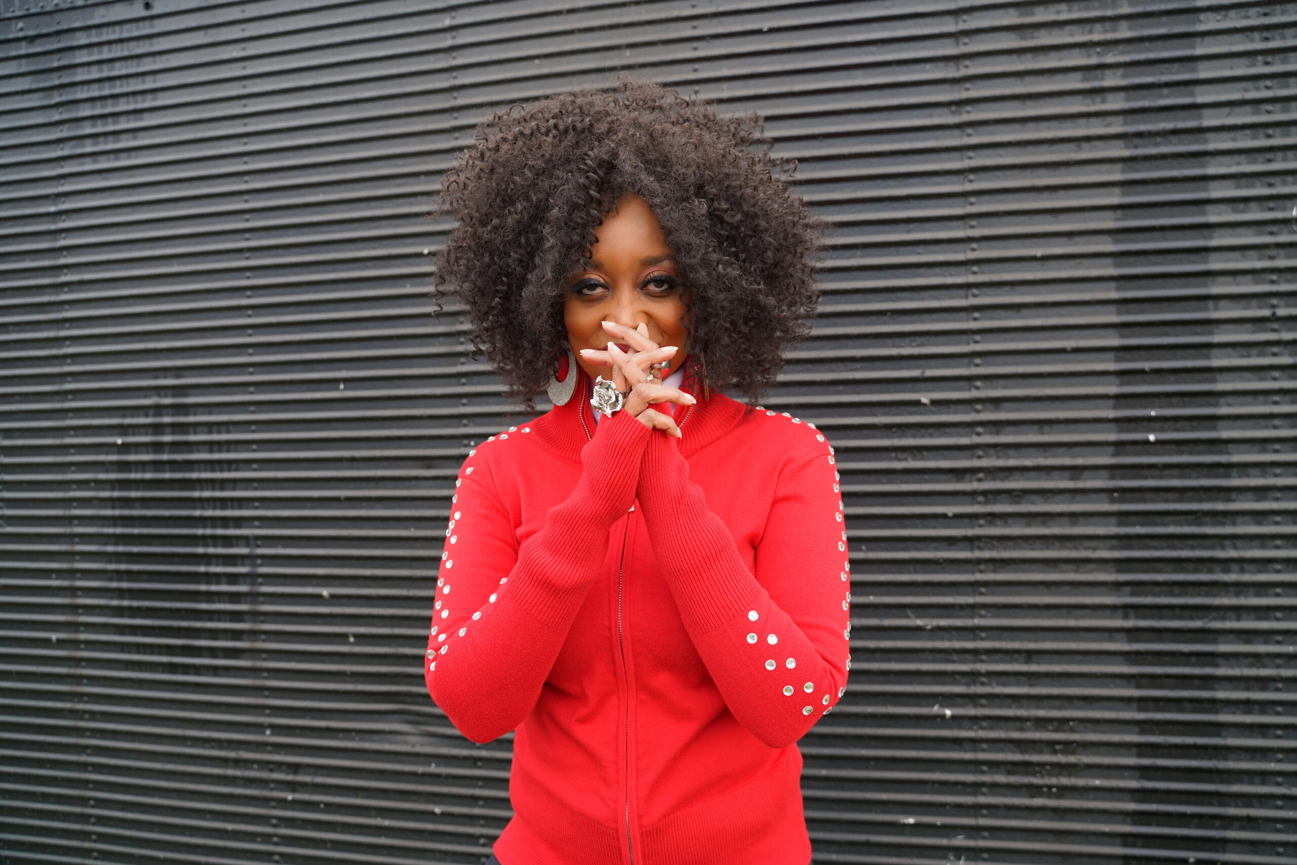 Roz Photos | Roz Music