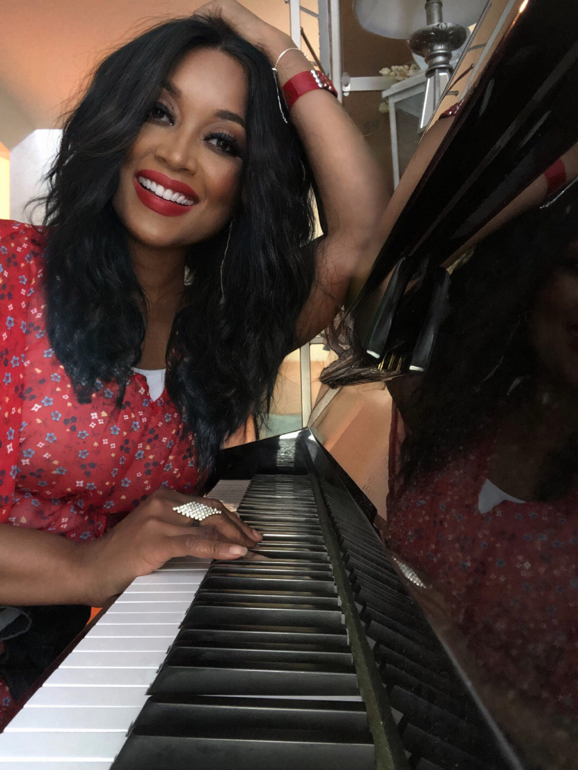 Booking | Roz Music Site